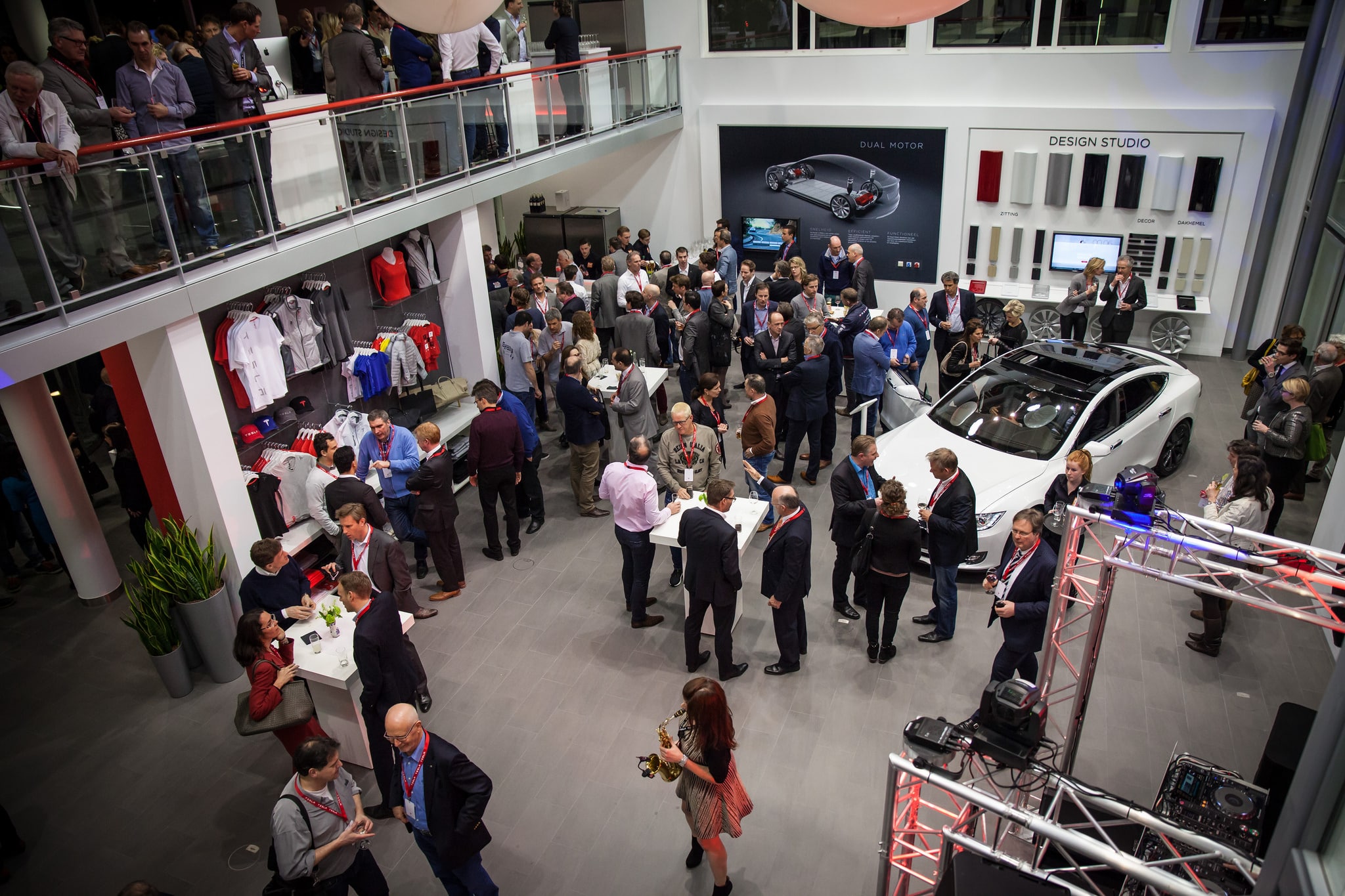 Officiële opening Kantoorpand Tesla - Evenementenbureau Puur* Events ...